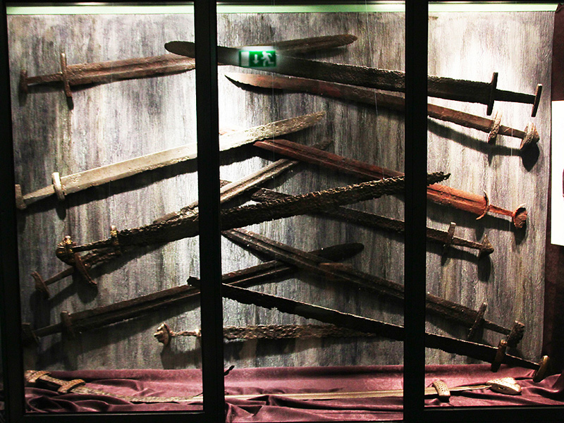 fuller in single edge Viking sword - Design and Critique - Bladesmith's ...